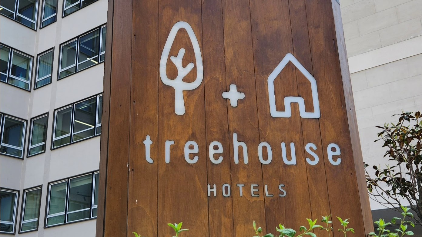Review of Treehouse Hotel London | Businessclass